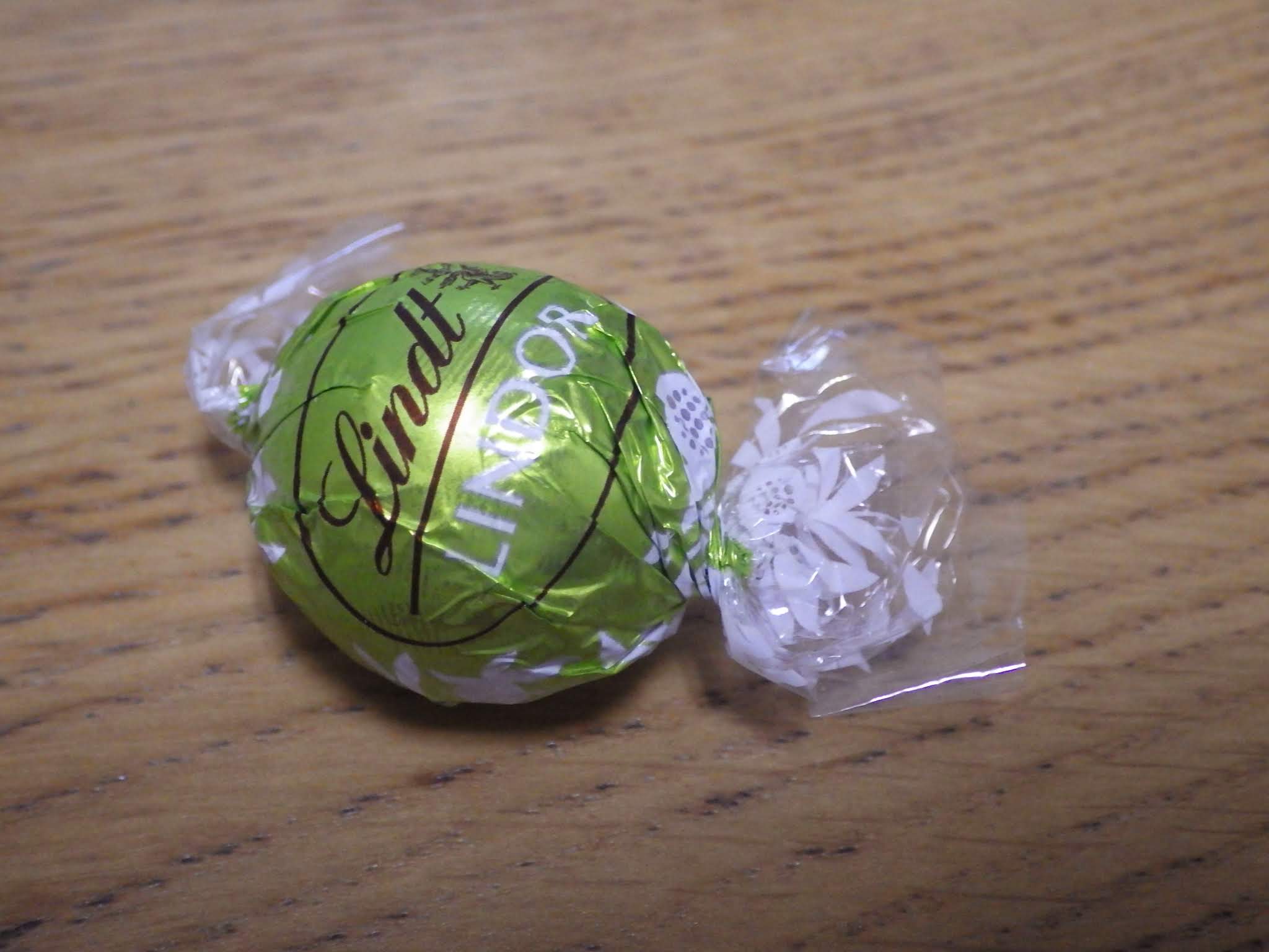 Lindt / Lindor lemon – 本当に楽しいことを